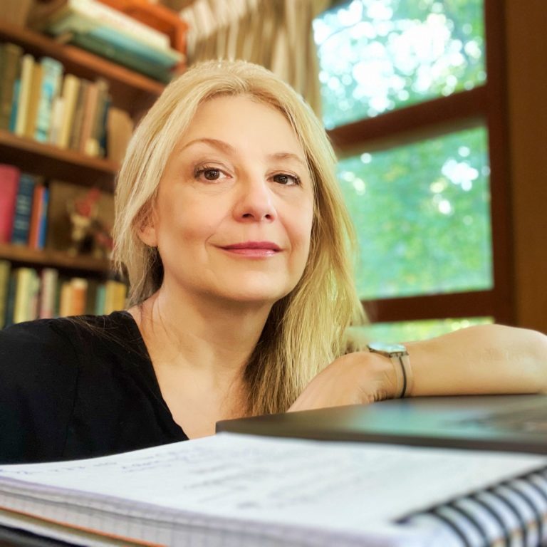 Laura Schwendinger's Instagram, Twitter & Facebook on IDCrawl